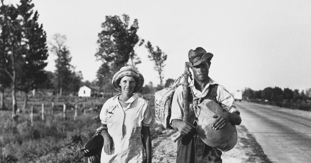 Transient Cotton Choppers Take to the Road in Search of Work ...
